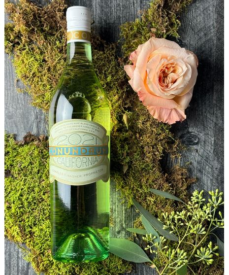 Conundrum White Blend - Arnold MD Flower Delivery by WildFlower